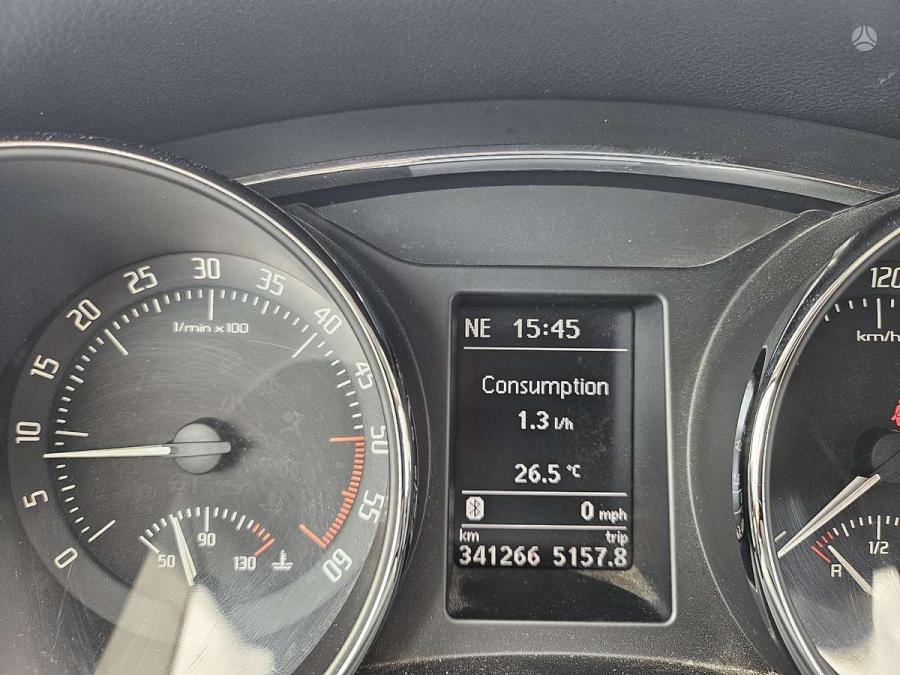 Melns Skoda SuperB 2014 Kauņa, ar dzinēja tilpumu 1.97 L un nobraukumu 341 tūkst. km par 5700 €, foto 9 vietnē AUTOMOTO.COM.LV