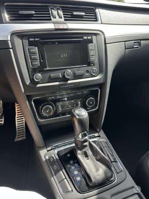 Black Skoda SuperB 2014 in Marijampole, with an engine capacity of 1.80 L and mileage of 284 thousand km for 6050 €, photo 12 on AUTOMOTO.COM.LV