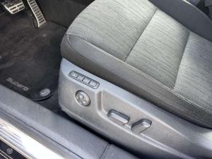 Black Skoda SuperB 2014 in Marijampole, with an engine capacity of 1.80 L and mileage of 284 thousand km for 6050 €, photo 13 on AUTOMOTO.COM.LV