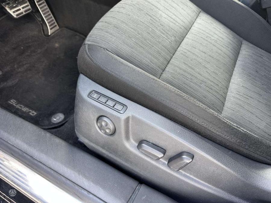 Black Skoda SuperB 2014 in Marijampole, with an engine capacity of 1.80 L and mileage of 284 thousand km for 6050 €, photo 13 on AUTOMOTO.COM.LV