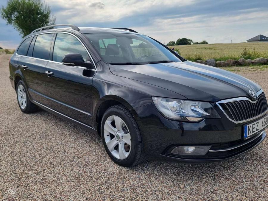 Black Skoda SuperB 2014 in Vilnius, with an engine capacity of 2.00 L and mileage of 300 thousand km for 5050 €, photo 6 on AUTOMOTO.COM.LV