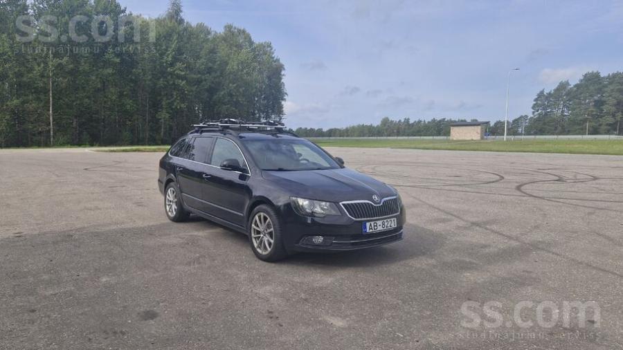 Black Skoda SuperB 2014 in Riga, with an engine capacity of 2.00 L and mileage of 251 thousand km for 7500 €, photo 3 on AUTOMOTO.COM.LV