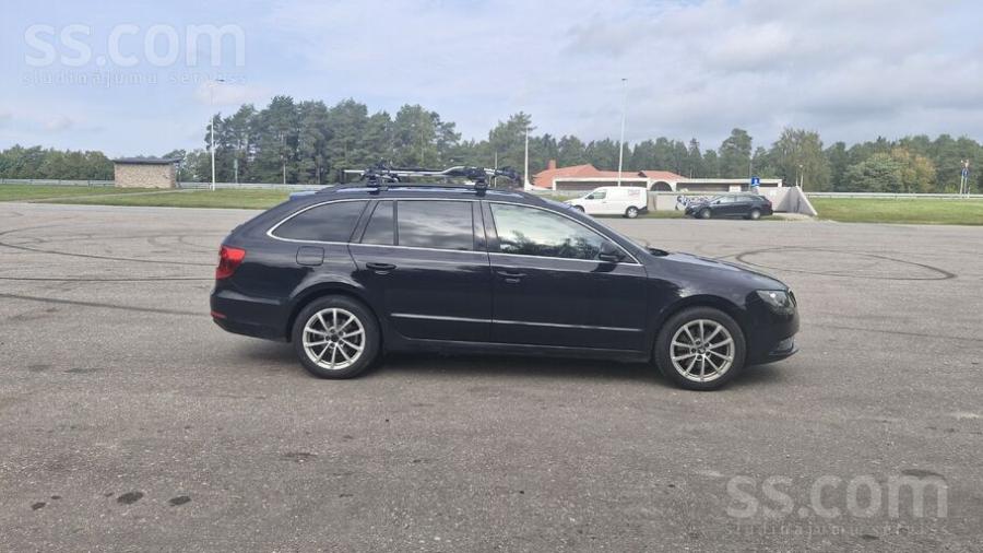 Black Skoda SuperB 2014 in Riga, with an engine capacity of 2.00 L and mileage of 251 thousand km for 7500 €, photo 4 on AUTOMOTO.COM.LV