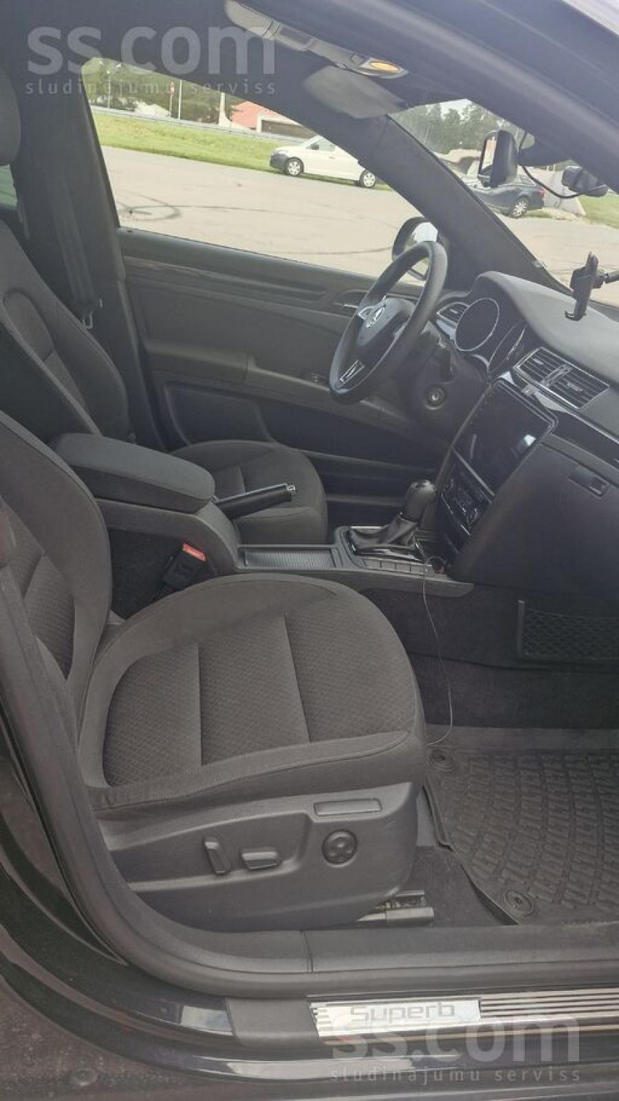 Black Skoda SuperB 2014 in Riga, with an engine capacity of 2.00 L and mileage of 251 thousand km for 7500 €, photo 13 on AUTOMOTO.COM.LV