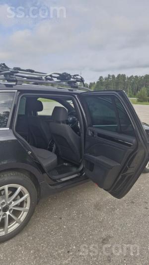 Black Skoda SuperB 2014 in Riga, with an engine capacity of 2.00 L and mileage of 251 thousand km for 7500 €, photo 16 on AUTOMOTO.COM.LV