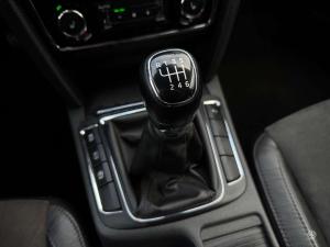 Melns Skoda SuperB 2014 Klaipėda, ar dzinēja tilpumu 1.60 L un nobraukumu 273 tūkst. km par 7799 €, foto 16 vietnē AUTOMOTO.COM.LV