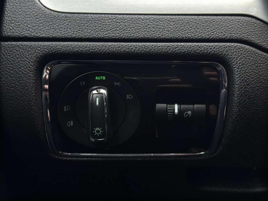 Melns Skoda SuperB 2014 Klaipėda, ar dzinēja tilpumu 1.60 L un nobraukumu 273 tūkst. km par 7799 €, foto 18 vietnē AUTOMOTO.COM.LV
