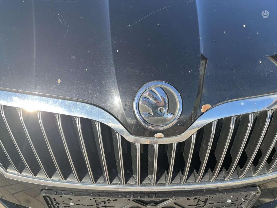 Melns Skoda SuperB 2014 Tauragė, ar dzinēja tilpumu 1.97 L un nobraukumu 396 tūkst. km par 4800 €, foto 6 vietnē AUTOMOTO.COM.LV