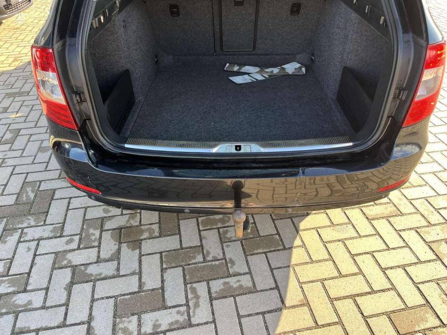Melns Skoda SuperB 2014 Tauragė, ar dzinēja tilpumu 1.97 L un nobraukumu 396 tūkst. km par 4800 €, foto 21 vietnē AUTOMOTO.COM.LV