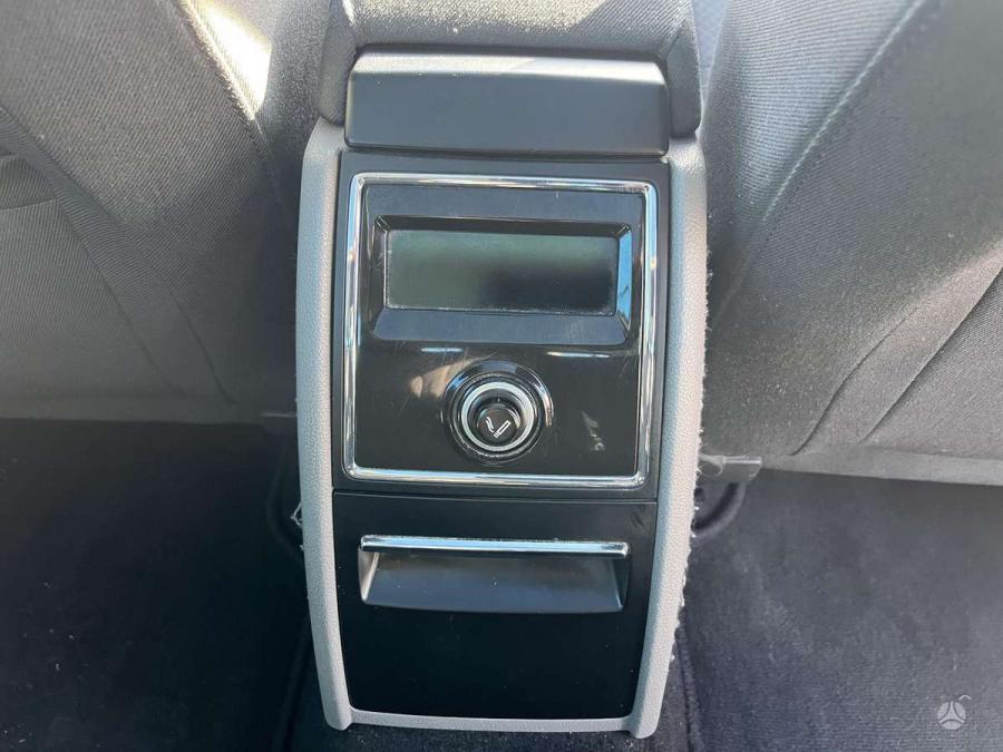 Melns Skoda SuperB 2014 Tauragė, ar dzinēja tilpumu 1.97 L un nobraukumu 396 tūkst. km par 4800 €, foto 25 vietnē AUTOMOTO.COM.LV