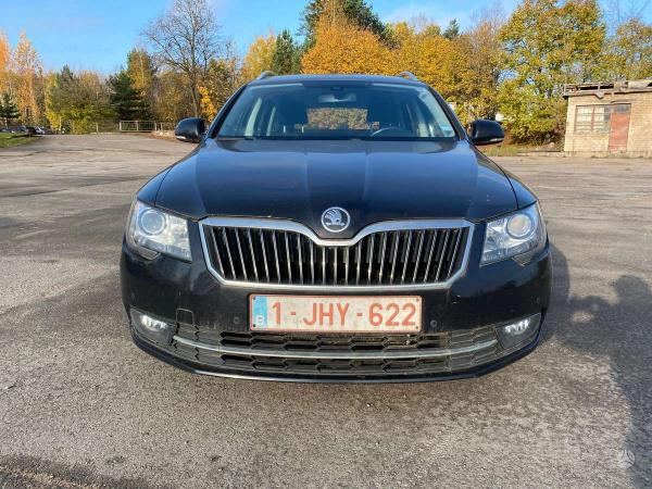 Skoda SuperB 2014 in Raseiniai on AUTOMOTO.COM.LV Black Skoda SuperB 2014 in Raseiniai, with an engine capacity of 1.60 L and mileage of 227 thousand km for 4700 €, photo 8 on AUTOMOTO.COM.LV