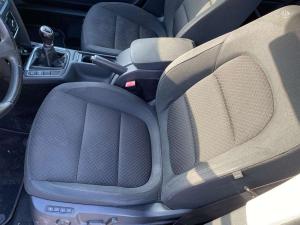 Black Skoda SuperB 2014 in Raseiniai, with an engine capacity of 1.60 L and mileage of 227 thousand km for 4700 €, photo 11 on AUTOMOTO.COM.LV