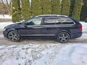 Black Skoda SuperB 2015 in Vilnius, with an engine capacity of 1.97 L and mileage of 269 thousand km for 6400 €, photo 8 on AUTOMOTO.COM.LV