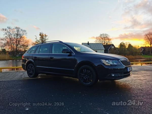 Melns Skoda SuperB 2015 Tallina, ar dzinēja tilpumu 2.00 L un nobraukumu 283 tūkst. km par 8800 €, foto 4 vietnē AUTOMOTO.COM.LV