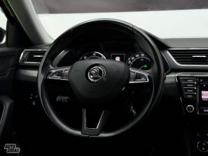 Melns Skoda SuperB 2015 Avižieniai, ar dzinēja tilpumu 1.60 L un nobraukumu 223 tūkst. km par 9590 €, foto 20 vietnē AUTOMOTO.COM.LV