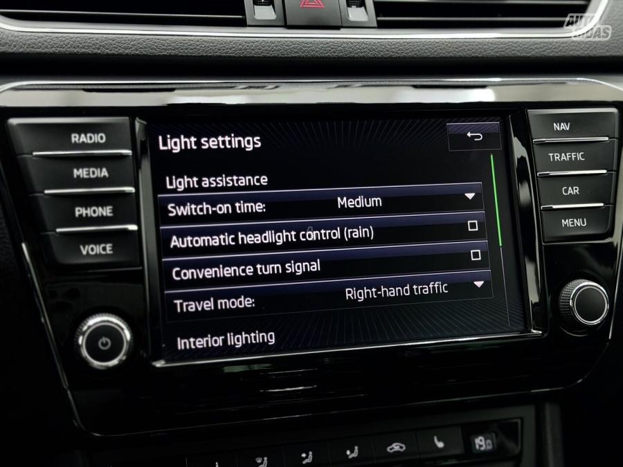 Melns Skoda SuperB 2015 Avižieniai, ar dzinēja tilpumu 1.60 L un nobraukumu 223 tūkst. km par 9590 €, foto 27 vietnē AUTOMOTO.COM.LV