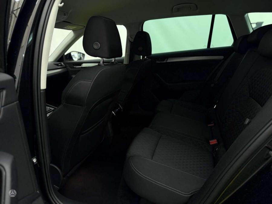 Black Skoda SuperB 2015 in Vilnius, with an engine capacity of 1.60 L and mileage of 223 thousand km for 9290 €, photo 12 on AUTOMOTO.COM.LV