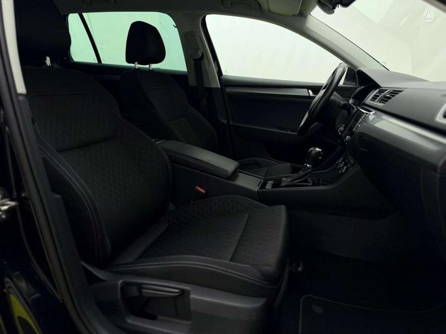 Black Skoda SuperB 2015 in Vilnius, with an engine capacity of 1.60 L and mileage of 223 thousand km for 9290 €, photo 16 on AUTOMOTO.COM.LV