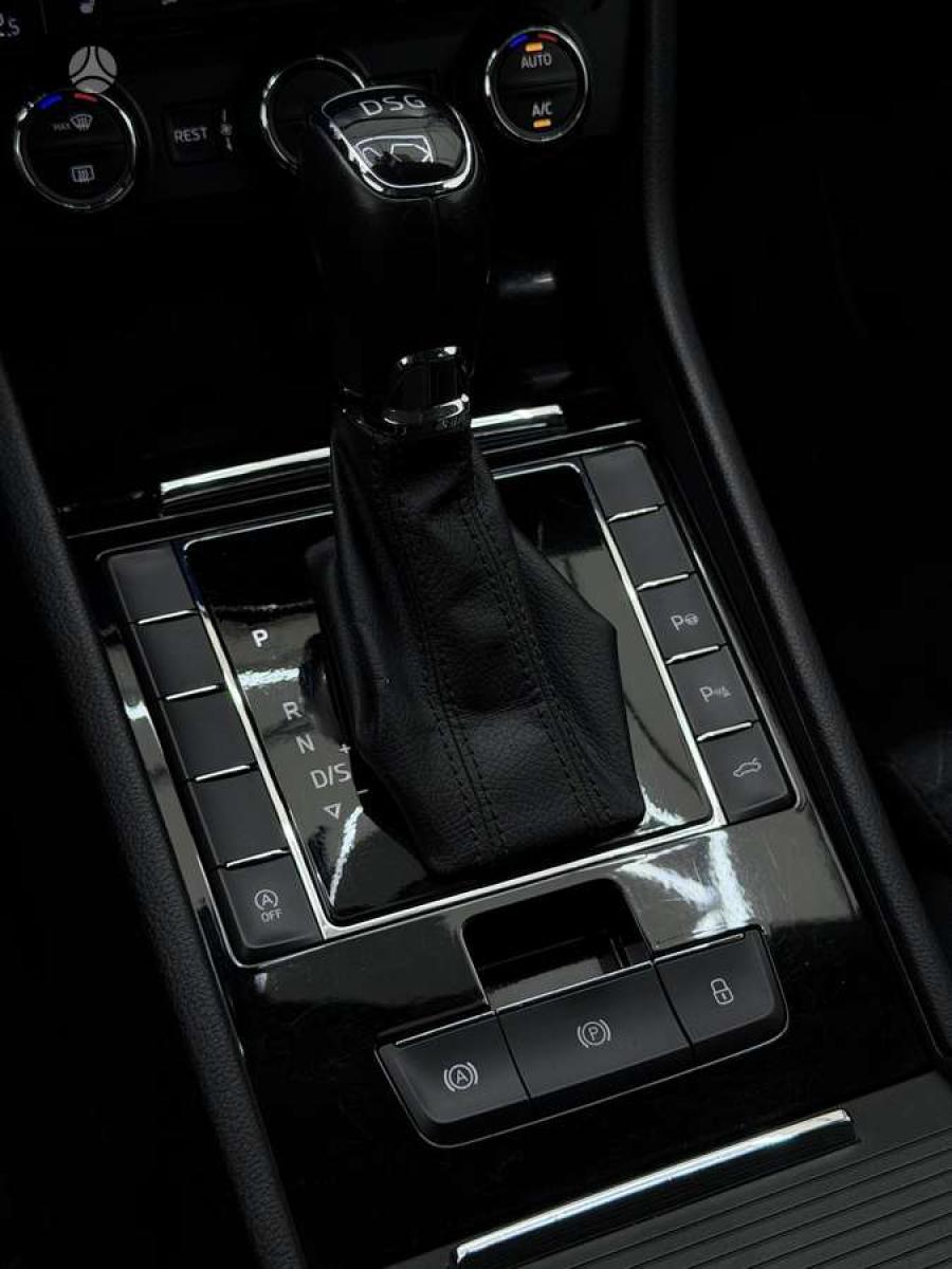 Black Skoda SuperB 2015 in Vilnius, with an engine capacity of 1.60 L and mileage of 223 thousand km for 9290 €, photo 23 on AUTOMOTO.COM.LV