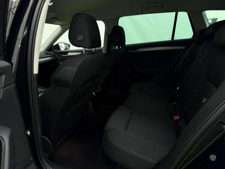 Black Skoda SuperB 2015 in Vilnius, with an engine capacity of 1.60 L and mileage of 223 thousand km for 9290 €, photo 12 on AUTOMOTO.COM.LV