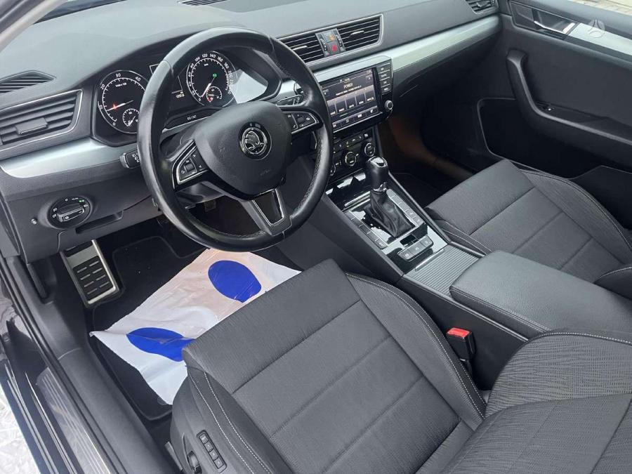 Black Skoda SuperB 2016 in Marijampole, with an engine capacity of 1.60 L and mileage of 244 thousand km for 9950 €, photo 9 on AUTOMOTO.COM.LV