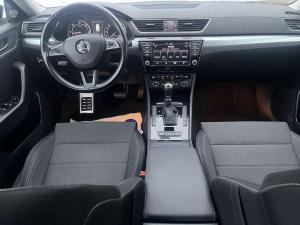Black Skoda SuperB 2016 in Marijampole, with an engine capacity of 1.60 L and mileage of 244 thousand km for 9950 €, photo 19 on AUTOMOTO.COM.LV