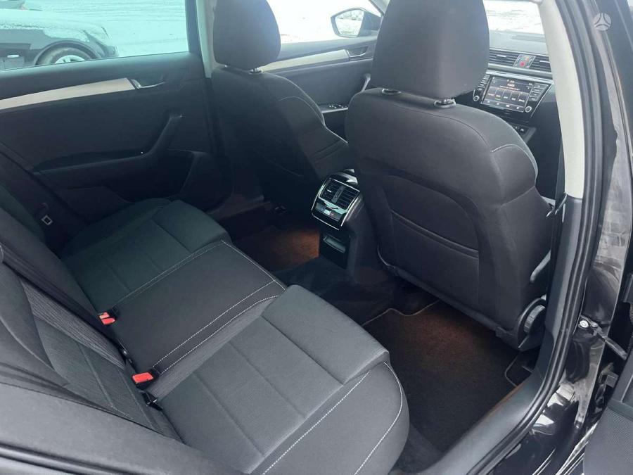 Black Skoda SuperB 2016 in Marijampole, with an engine capacity of 1.60 L and mileage of 244 thousand km for 9950 €, photo 22 on AUTOMOTO.COM.LV
