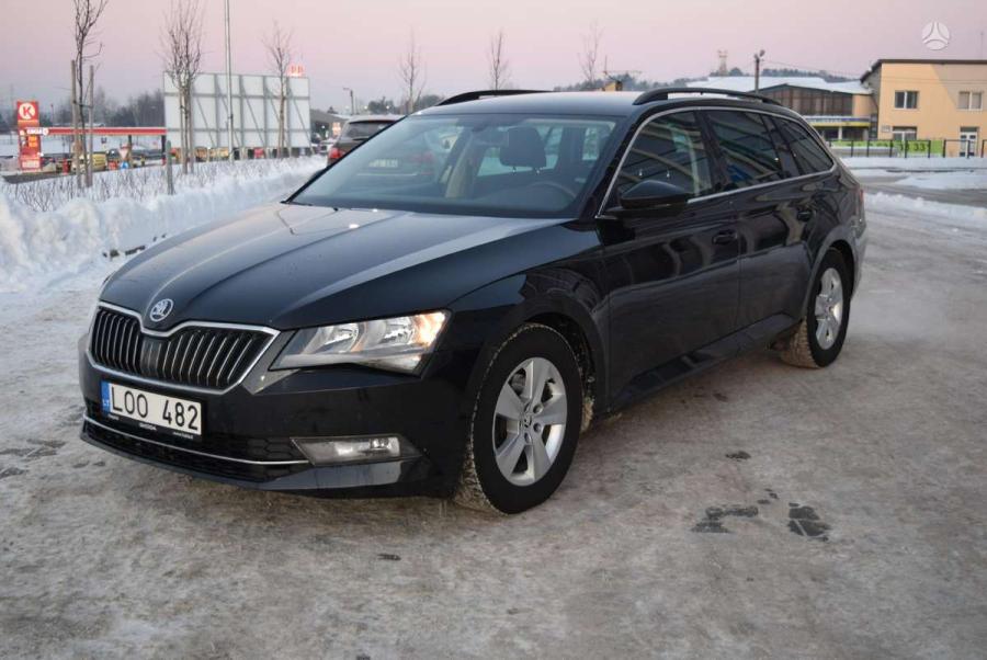 Black Skoda SuperB 2016 in Vilnius, with an engine capacity of 1.60 L and mileage of 259 thousand km for 9950 €, photo 3 on AUTOMOTO.COM.LV