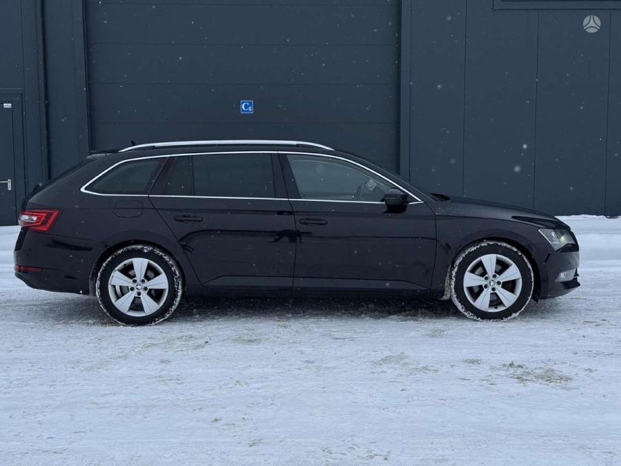 Black Skoda SuperB 2016 in Kaunas, with an engine capacity of 1.97 L and mileage of 213 thousand km for 11700 €, photo 5 on AUTOMOTO.COM.LV
