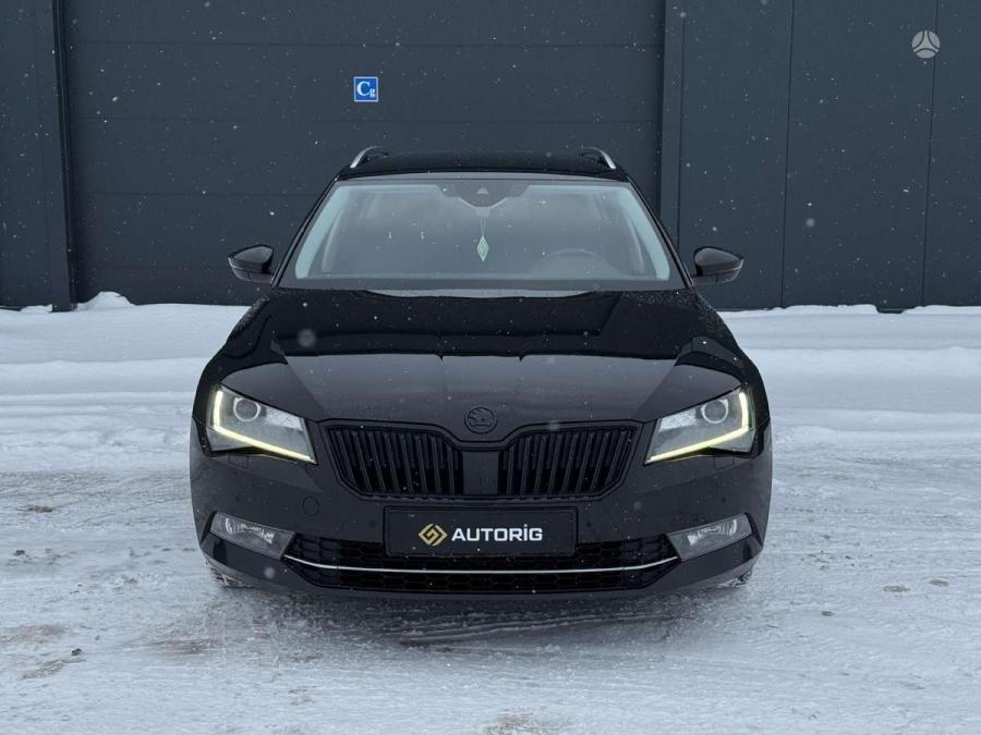 Black Skoda SuperB 2016 in Kaunas, with an engine capacity of 1.97 L and mileage of 213 thousand km for 11700 €, photo 7 on AUTOMOTO.COM.LV