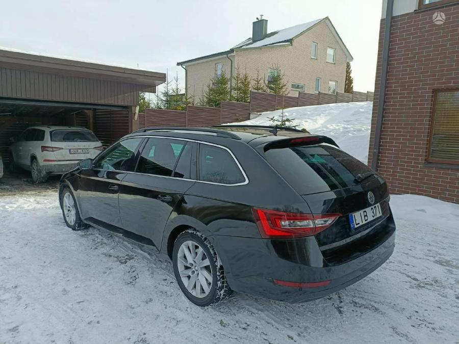 Black Skoda SuperB 2016 in Vilnius, with an engine capacity of 1.97 L and mileage of 290 thousand km for 9000 €, photo 3 on AUTOMOTO.COM.LV