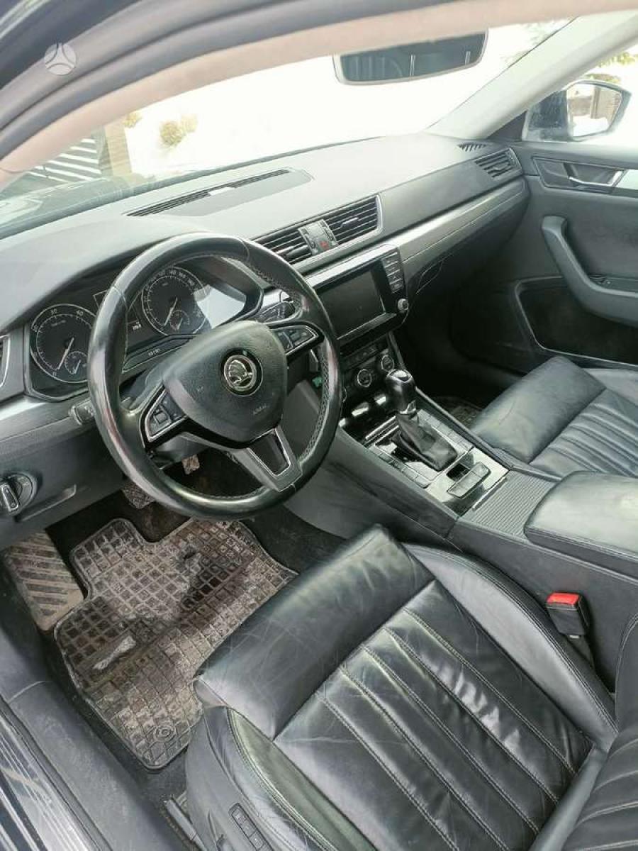 Black Skoda SuperB 2016 in Vilnius, with an engine capacity of 1.97 L and mileage of 290 thousand km for 9000 €, photo 6 on AUTOMOTO.COM.LV