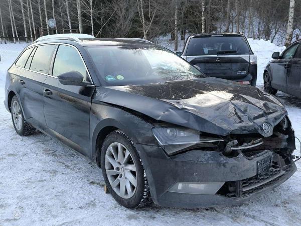 Black Skoda SuperB 2016 in Trakai, with an engine capacity of 1.60 L and mileage of 306 thousand km for 3450 €, photo 1 on AUTOMOTO.COM.LV