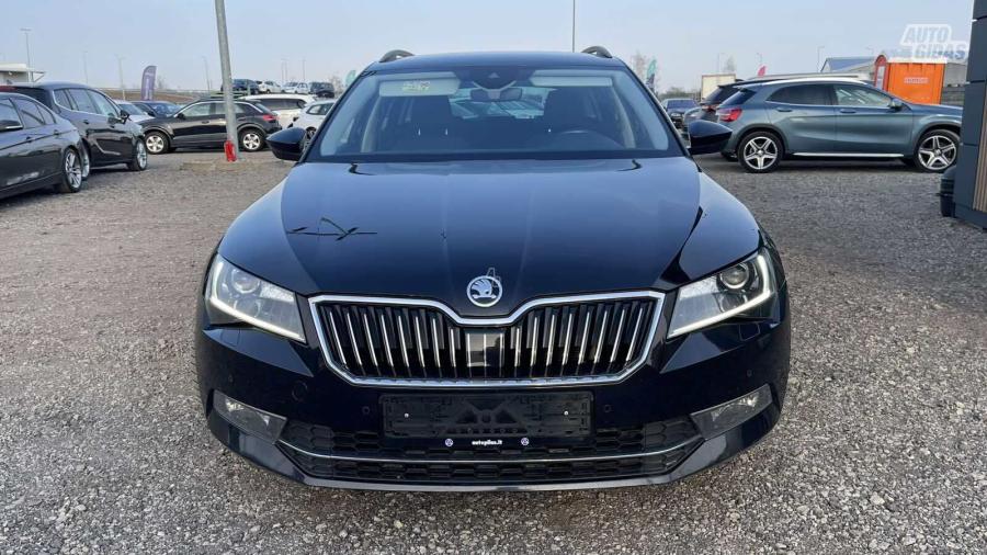 Black Skoda SuperB 2016 in Marijampole, with an engine capacity of 1.60 L and mileage of 244 thousand km for 9490 €, photo 3 on AUTOMOTO.COM.LV