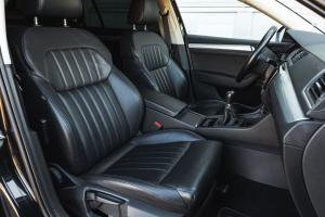 Melns Skoda SuperB 2016 Ventspils, ar dzinēja tilpumu 2.00 L un nobraukumu 175 tūkst. km par 11650 €, foto 15 vietnē AUTOMOTO.COM.LV