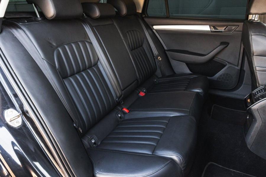 Melns Skoda SuperB 2016 Ventspils, ar dzinēja tilpumu 2.00 L un nobraukumu 175 tūkst. km par 11650 €, foto 29 vietnē AUTOMOTO.COM.LV