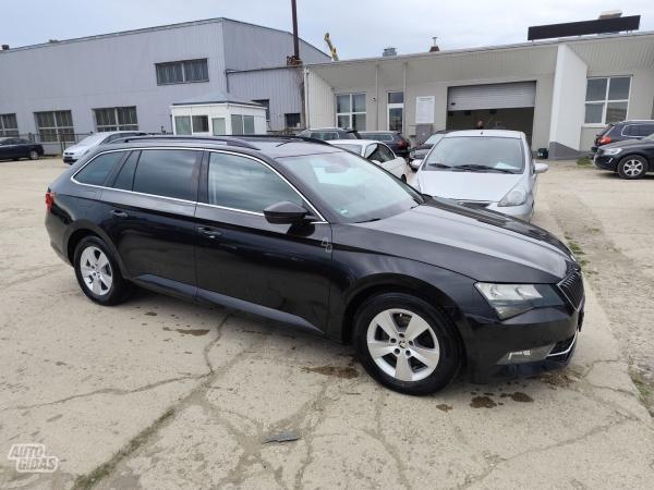 Melns Skoda SuperB 2016 Utena, ar dzinēja tilpumu 2.00 L un nobraukumu 240 tūkst. km par 10490 €, foto 5 vietnē AUTOMOTO.COM.LV