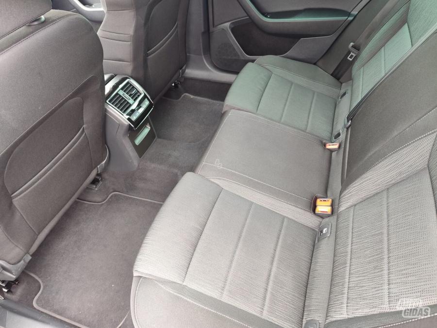 Melns Skoda SuperB 2016 Utena, ar dzinēja tilpumu 2.00 L un nobraukumu 240 tūkst. km par 10490 €, foto 16 vietnē AUTOMOTO.COM.LV
