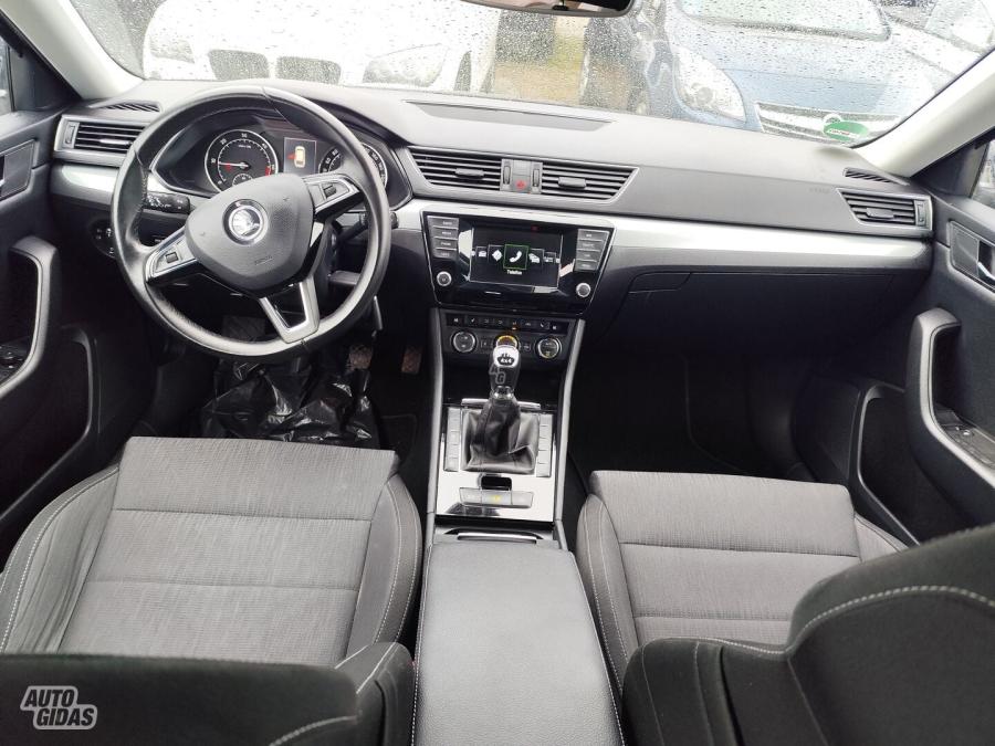 Melns Skoda SuperB 2016 Utena, ar dzinēja tilpumu 2.00 L un nobraukumu 240 tūkst. km par 10490 €, foto 18 vietnē AUTOMOTO.COM.LV