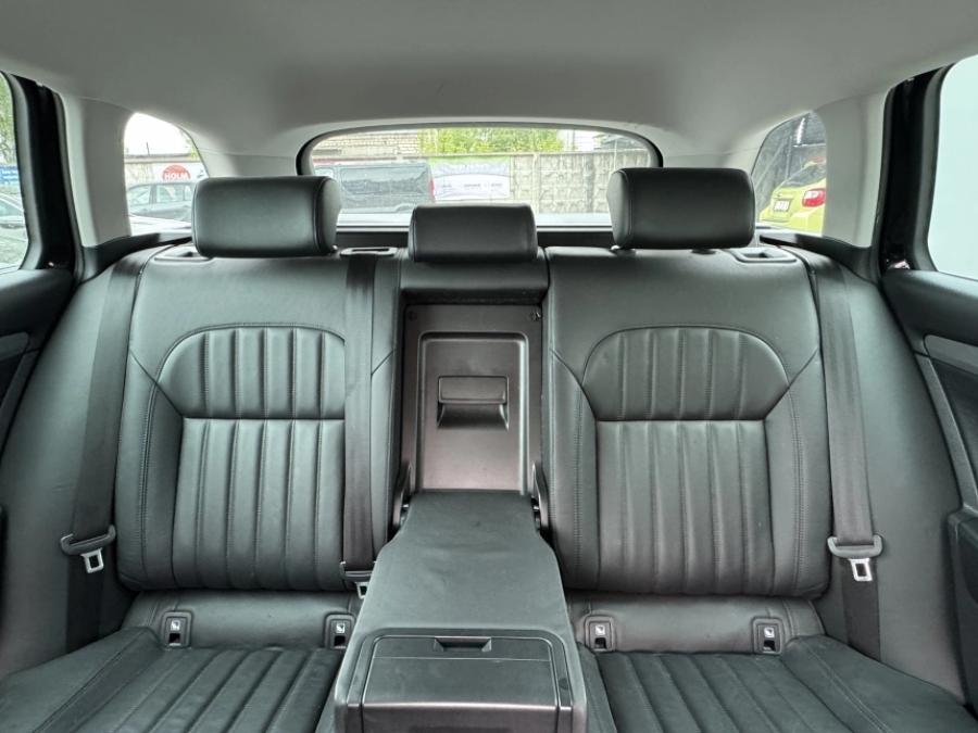 Black Skoda SuperB 2016 in Riga, with an engine capacity of 2.00 L and mileage of 242 thousand km for 11300 €, photo 7 on AUTOMOTO.COM.LV