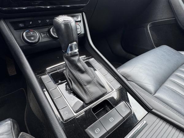 Melns Skoda SuperB 2016 Rīga, ar dzinēja tilpumu 2.00 L un nobraukumu 242 tūkst. km par 11300 €, foto 7 vietnē AUTOMOTO.COM.LV