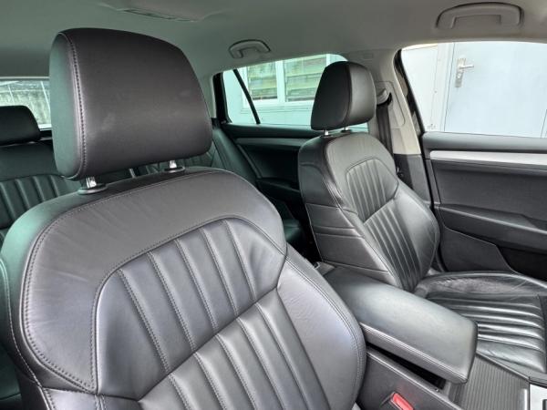 Melns Skoda SuperB 2016 Rīga, ar dzinēja tilpumu 2.00 L un nobraukumu 242 tūkst. km par 11300 €, foto 10 vietnē AUTOMOTO.COM.LV