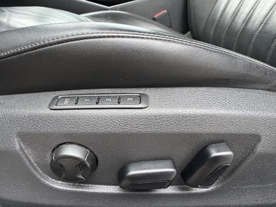 Black Skoda SuperB 2016 in Riga, with an engine capacity of 2.00 L and mileage of 242 thousand km for 11300 €, photo 22 on AUTOMOTO.COM.LV