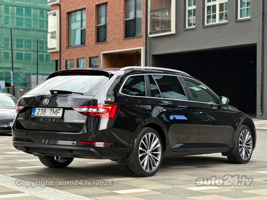 Black Skoda SuperB 2016 in Tallinn, with an engine capacity of 2.00 L and mileage of 234 thousand km for 12999 €, photo 10 on AUTOMOTO.COM.LV