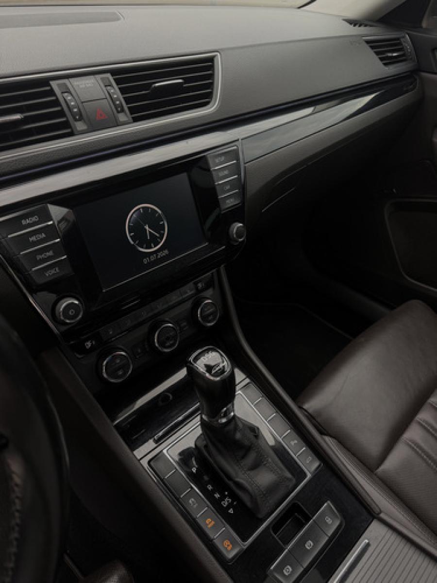 Melns Skoda SuperB 2016 Tallina, ar dzinēja tilpumu 2.00 L un nobraukumu 290 tūkst. km par 17000 €, foto 8 vietnē AUTOMOTO.COM.LV