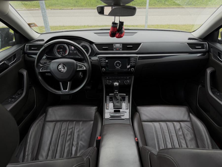 Melns Skoda SuperB 2016 Tallina, ar dzinēja tilpumu 2.00 L un nobraukumu 290 tūkst. km par 17000 €, foto 9 vietnē AUTOMOTO.COM.LV