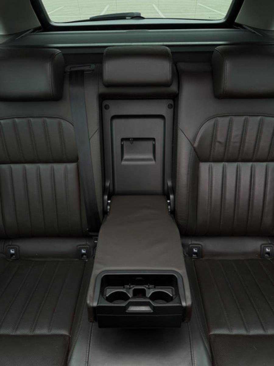 Melns Skoda SuperB 2016 Tallina, ar dzinēja tilpumu 2.00 L un nobraukumu 290 tūkst. km par 17000 €, foto 15 vietnē AUTOMOTO.COM.LV