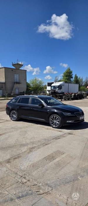 Black Skoda SuperB 2016 in Kretinga, with an engine capacity of 1.97 L and mileage of 245 thousand km for 10890 €, photo 3 on AUTOMOTO.COM.LV