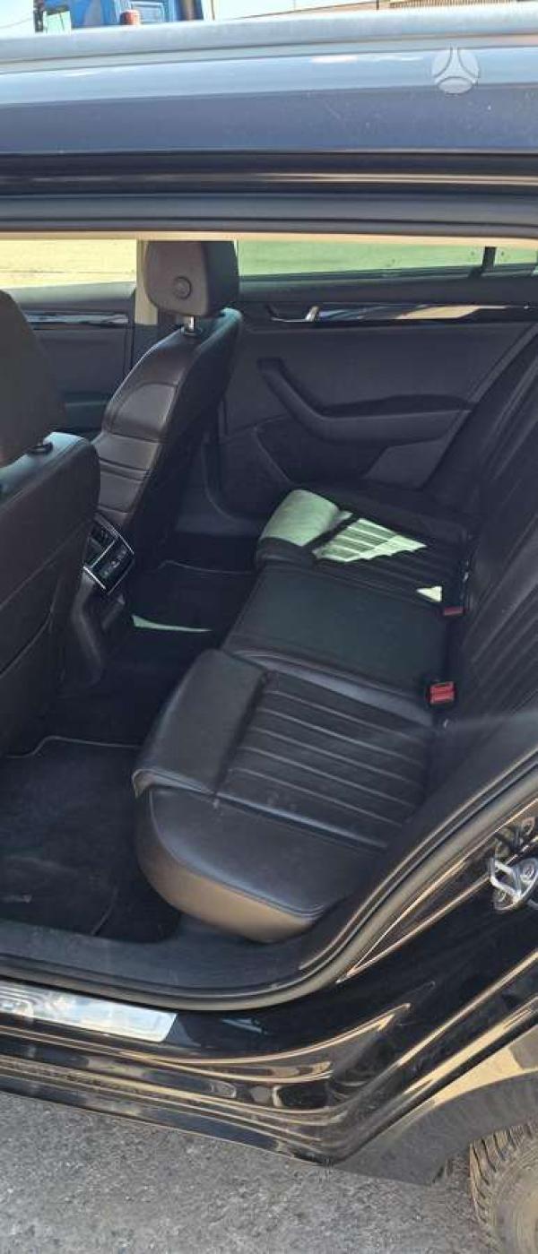 Black Skoda SuperB 2016 in Kretinga, with an engine capacity of 1.97 L and mileage of 245 thousand km for 10890 €, photo 6 on AUTOMOTO.COM.LV