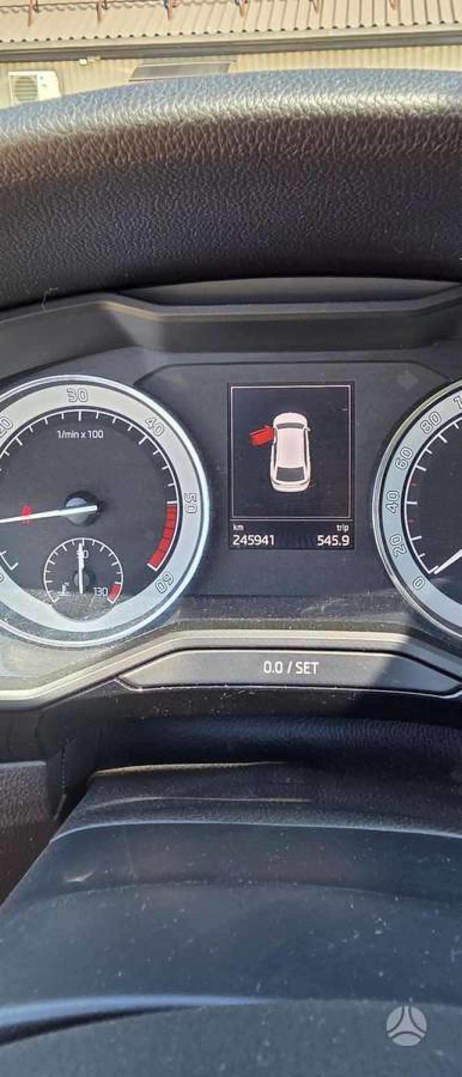 Black Skoda SuperB 2016 in Kretinga, with an engine capacity of 1.97 L and mileage of 245 thousand km for 10890 €, photo 9 on AUTOMOTO.COM.LV